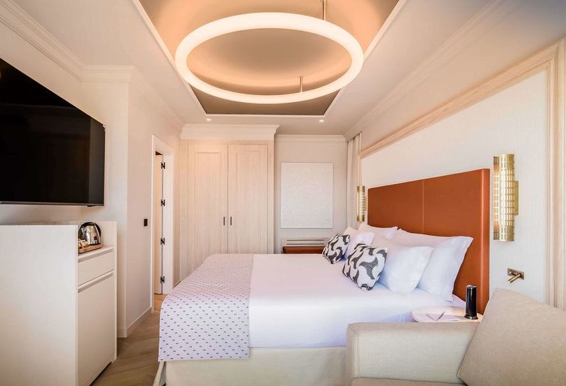 Hôtel Barcelo Carmen Granada - Granada, Spain