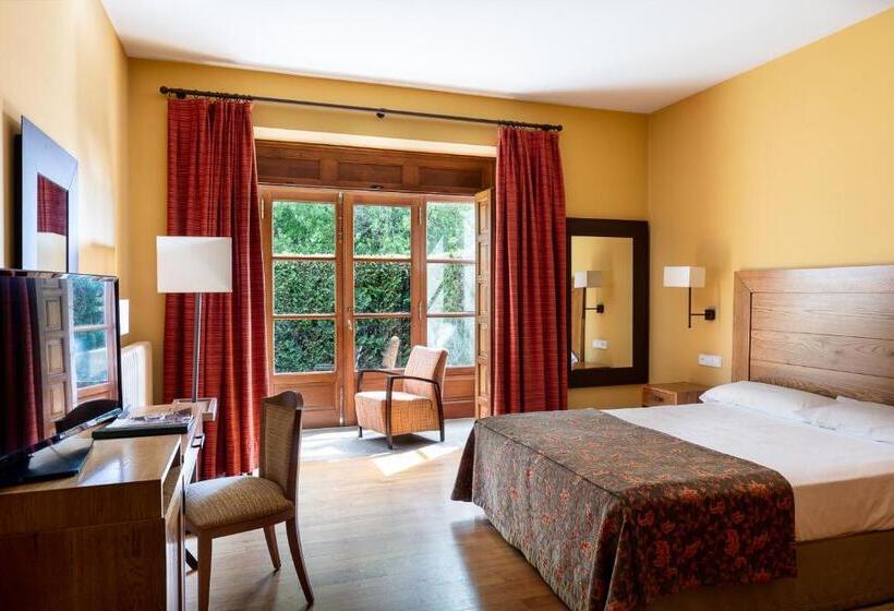 Parador De Tui - Tui