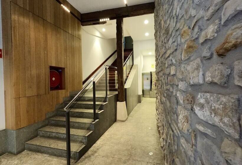 Hôtel (Catégorie 1/2 *) Casual Gurea - Bilbao