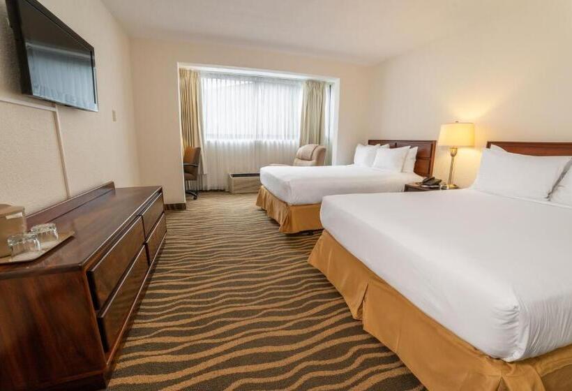 Irazú Hotel & Studios - San José