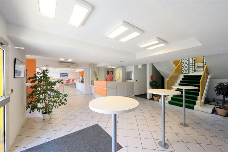 Hotel Hôtel Kennedy Parc Des Expositions - Tarbes