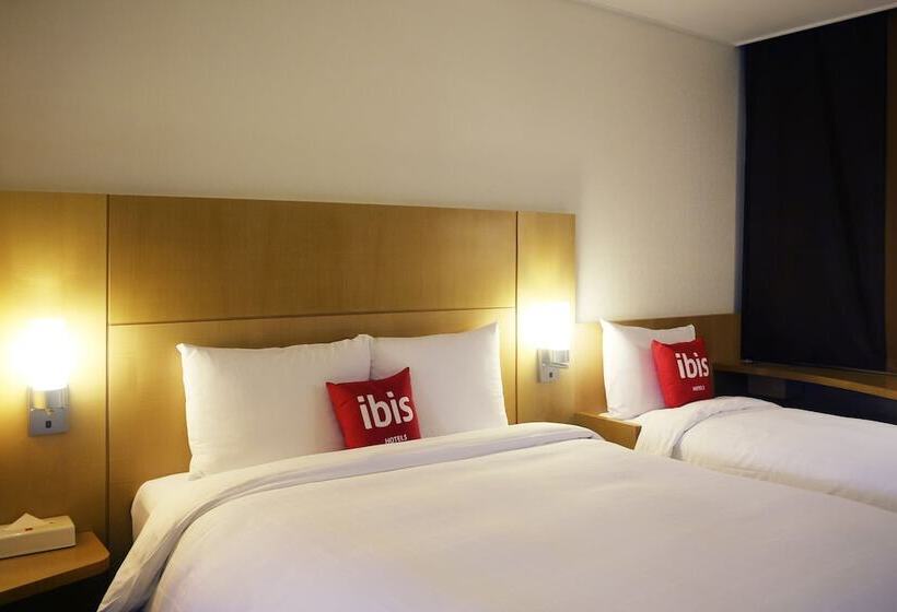 Hotel Ibis Bordeaux Lac - Blanquefort