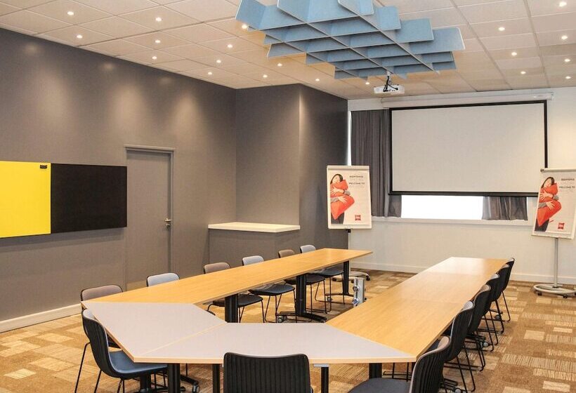 Hotel Ibis Lyon Gerland Musee Des Confluences - Lyon