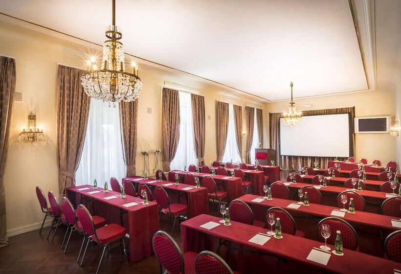 Hotel Palace Bellevue   Liburnia - Opatija