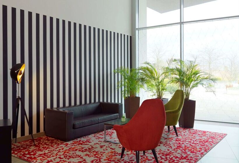 Hôtel Ramada By Wyndham Dresden - ドレスデン