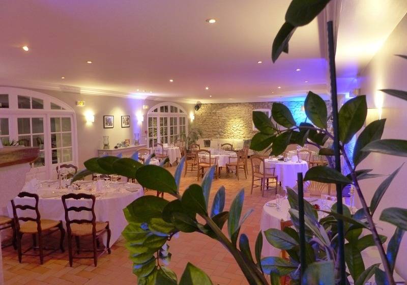 Hôtel Logis Hôtel La Sommellerie - シャトーヌフ＝デュ＝パプ