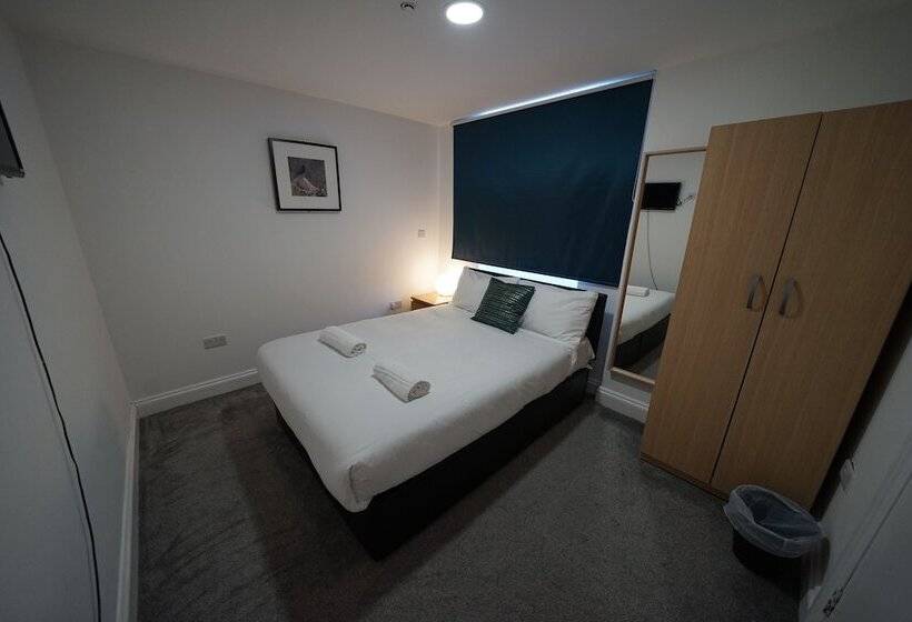 Hotel The Bank - Ilford