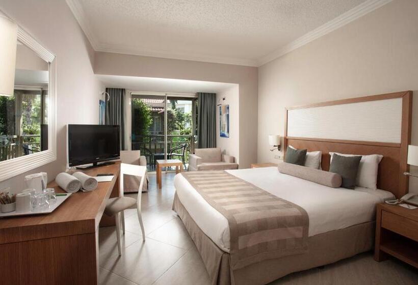 Resort Paloma Oceana - Side
