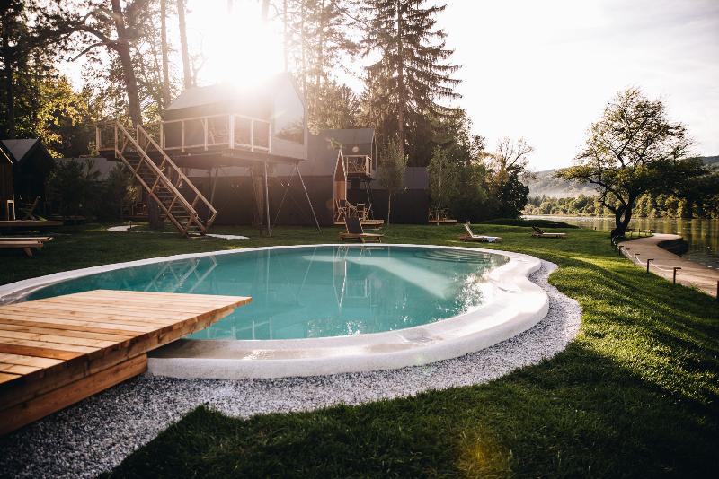 Resort Luxury Glamping Chocolate Village - Maribor