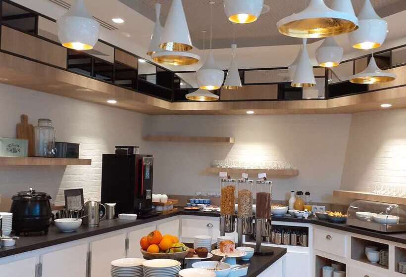Hotel Hilton Garden Inn Massy - Massy