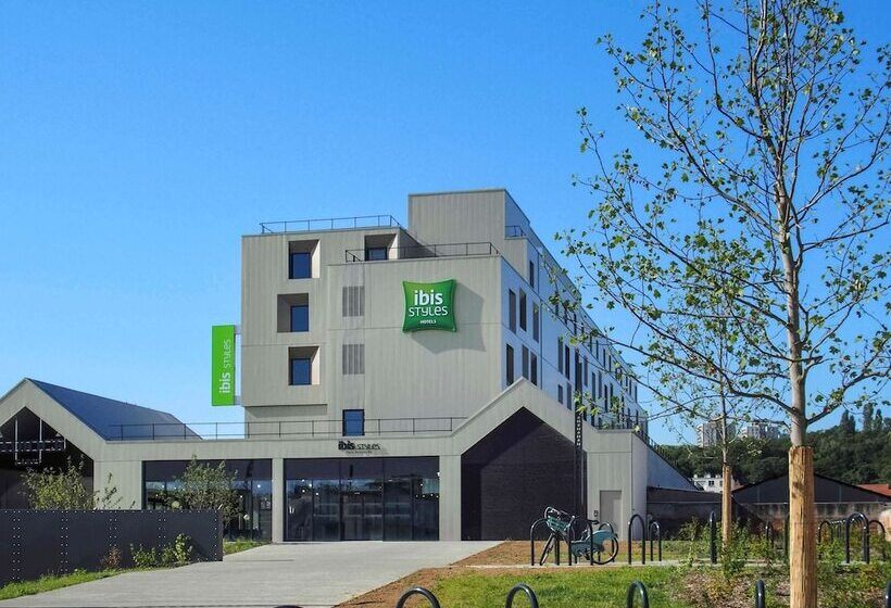 Hotel Ibis Styles Paris Romainville - Noisy-le-Sec