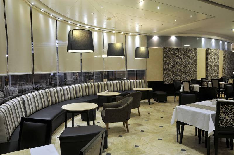 Hôtel Plaza Real Suites - 羅薩裡奧