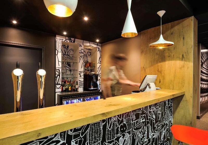 Hôtel Ibis Lille Centre Gares - 裡爾