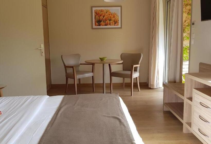 Hôtel Lou Paradou - Lac d'Esparron