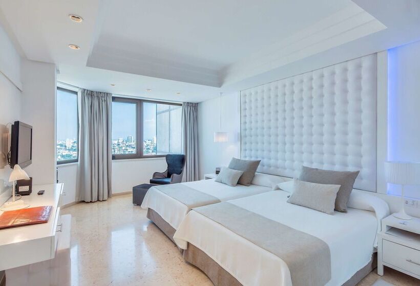 Hotel Meliá Cohíba - La Habana