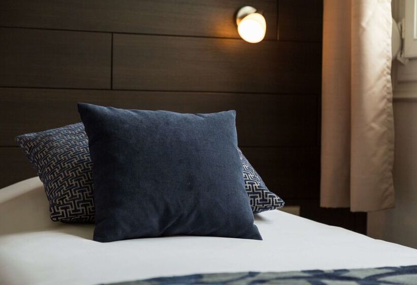 Hotel Hôtel Restaurant Du Château - Bretagne