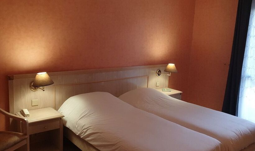 Hôtel Logis L Auberge Bourbonnaise - Allier