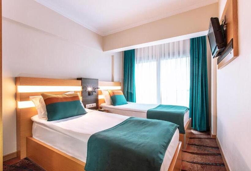 Hôtel Ilayda - Кушадасы
