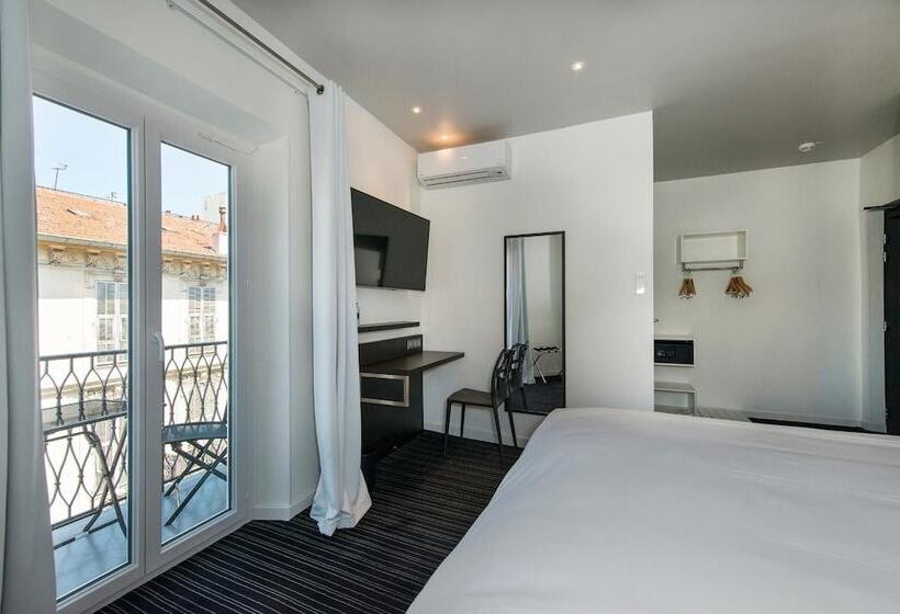 Hotel 64 Nice - ニース