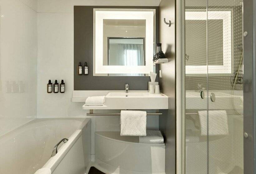 B&b Hotel Vélizy - Le Plessis-Robinson