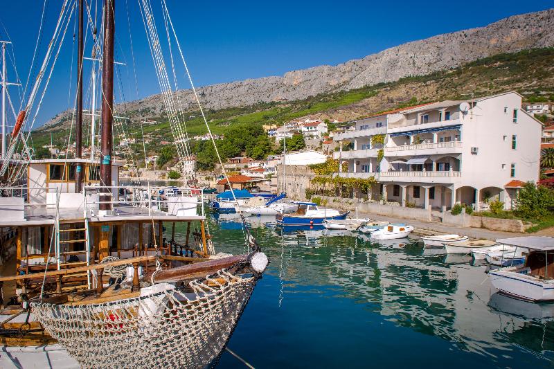 Apartments Duje - Croatia