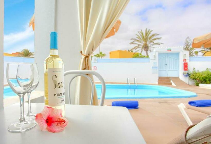 Neptuno Bungalows  Adults Only - Corralejo