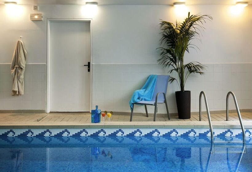 Aparthotel Adagio Access Paris Vanves   Porte De Versailles - Issy-les-Moulineaux