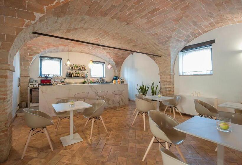 Hôtel Relais Dell'olmo - Perugia
