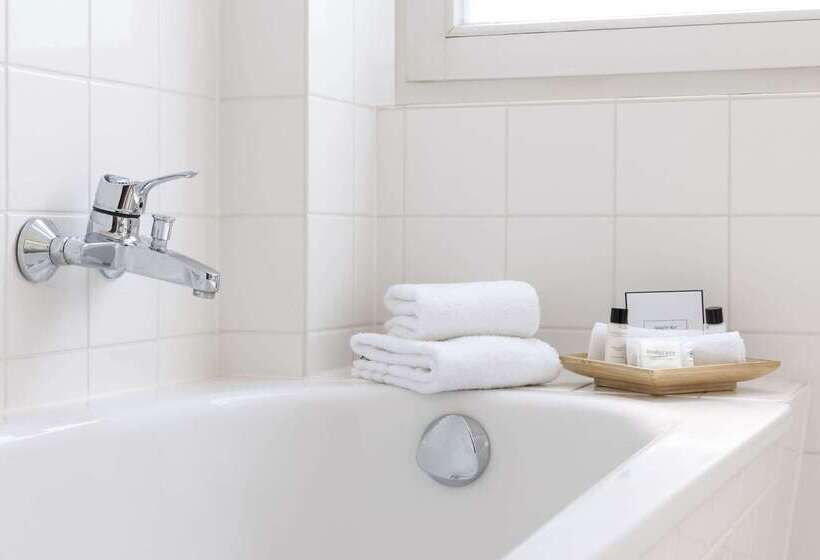 Hotel Wyndham Garden Donaueschingen - Donaueschingen