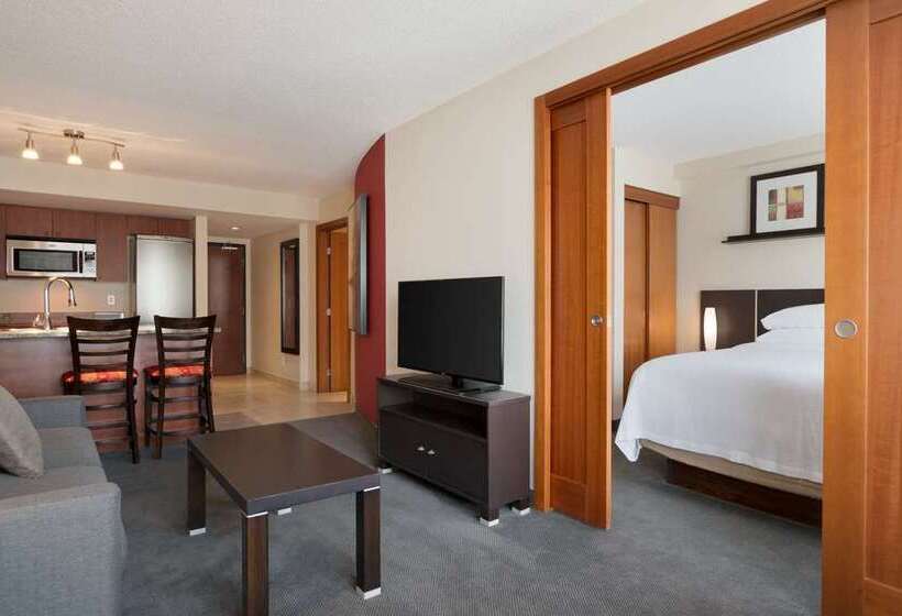 Hôtel Embassy Suites Montréal By Hilton - Montreal
