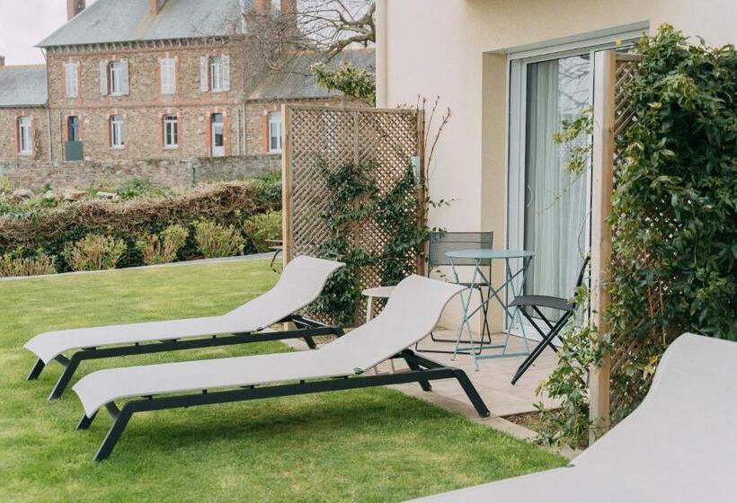 Hotel Hôtel Les Agapanthes - Paimpol