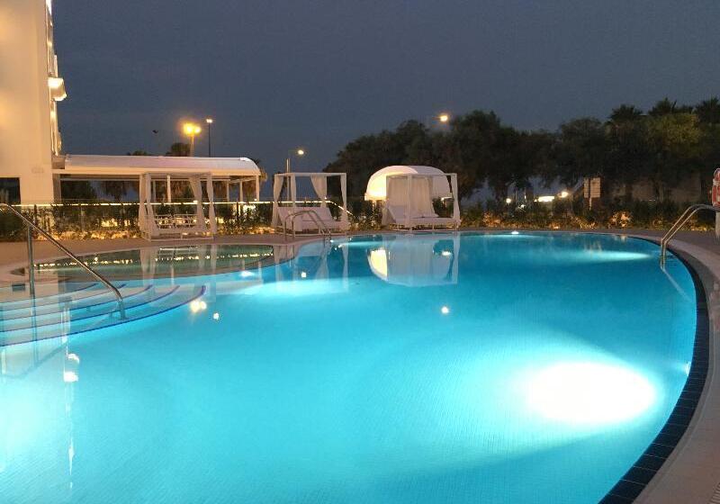 Masd Mediterráneo Hotel & Apartamentos - Castelldefels