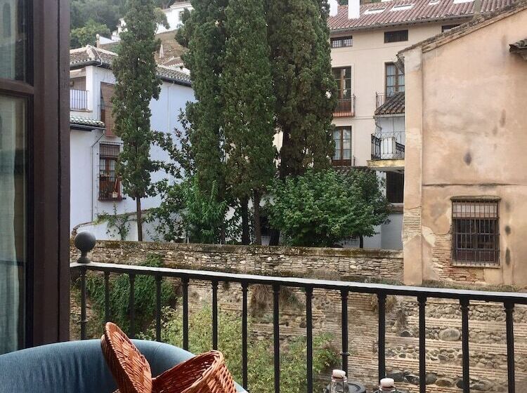 Hôtel Palacio De Mariana Pineda - Granada, Spain