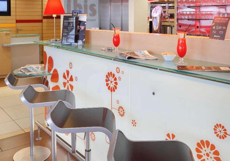 Hôtel Ibis Etampes - Étampes