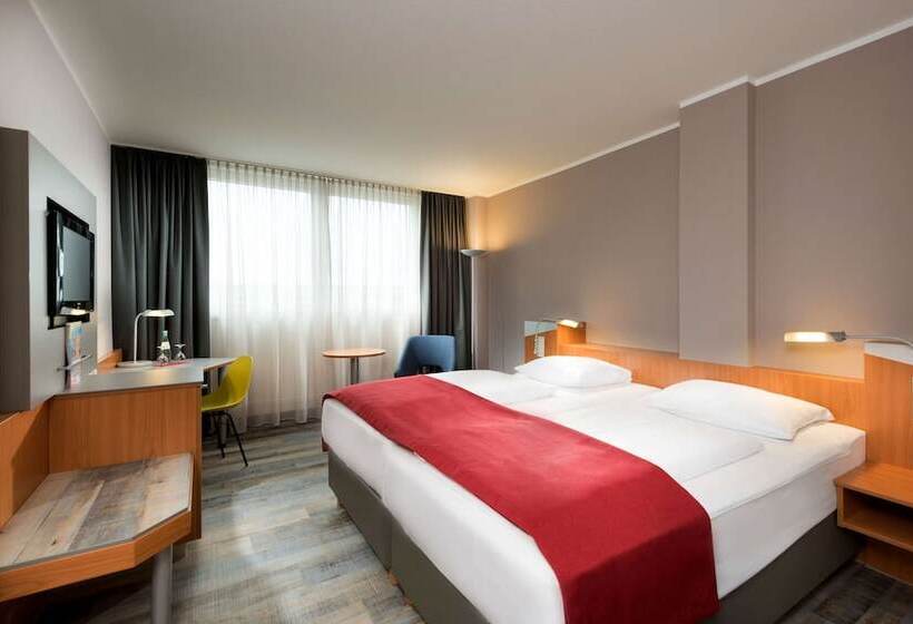 Hotel Ramada By Wyndham Hannover Messe - Hanover