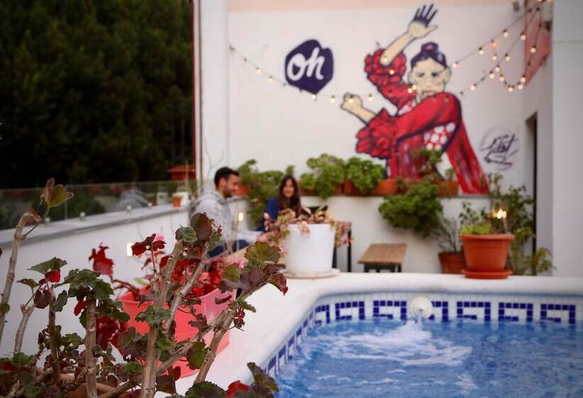 Hôtel (Catégorie 1/2 *) Joy Setas Coworking - Sevilla