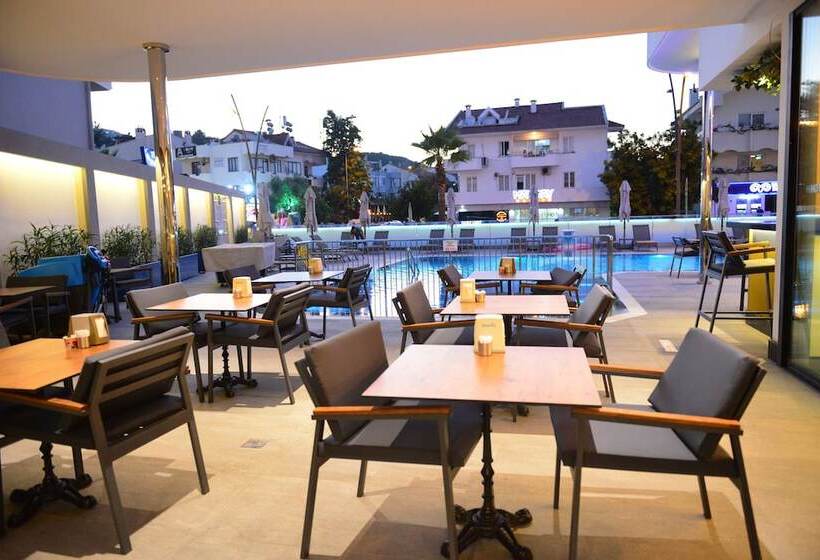 Oasis Otel - Marmaris