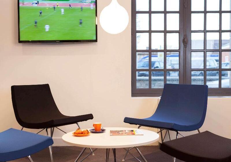 Hôtel Ibis Styles Vannes Gare Centre - Séné