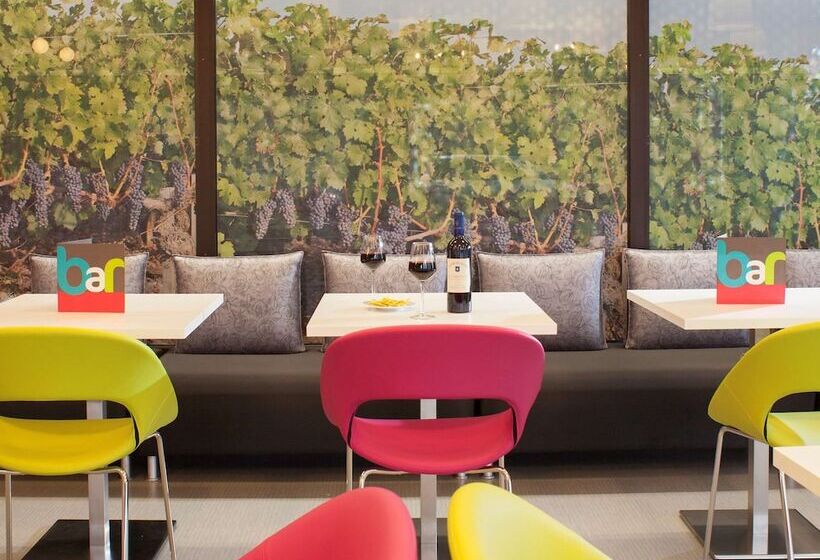 Hotel Ibis Styles Bordeaux Saint Médard - Le Haillan