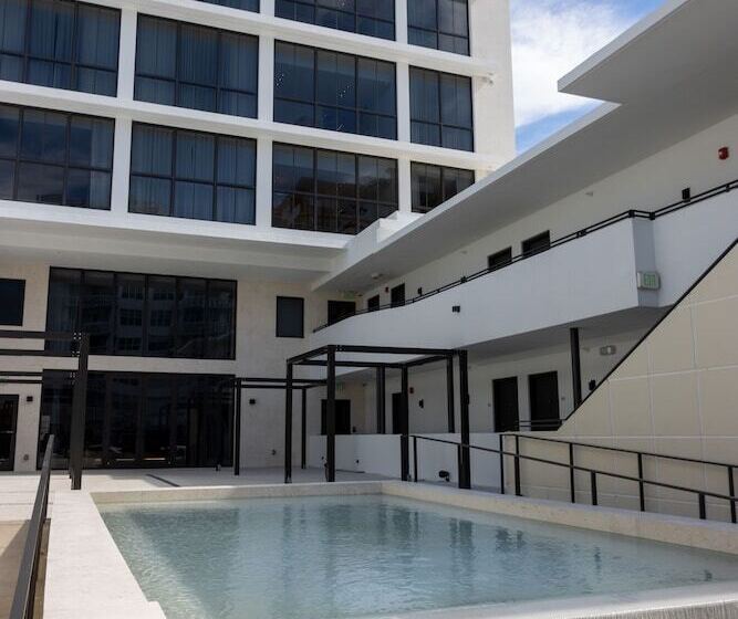 Hôtel Uma House By Yurbban South Beach - Miami Beach, FL