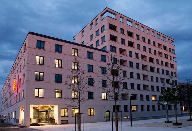 Hotel Hampton By Hilton Regensburg - Ratisbona