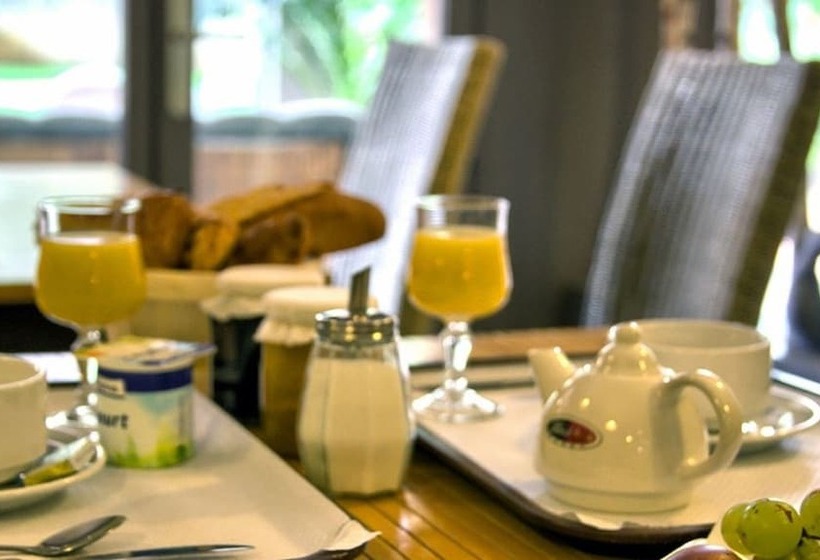 Logis Hotels Hôtel Et Restaurant L Océana - Andernos-les-Bains