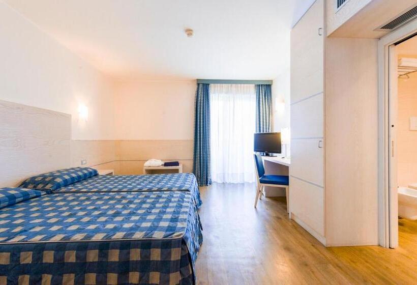 Hotel Caravel Bike - Nago-Torbole