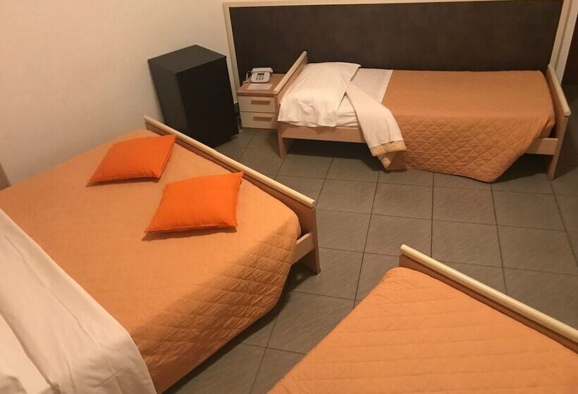 Hotel Twelve - Turin