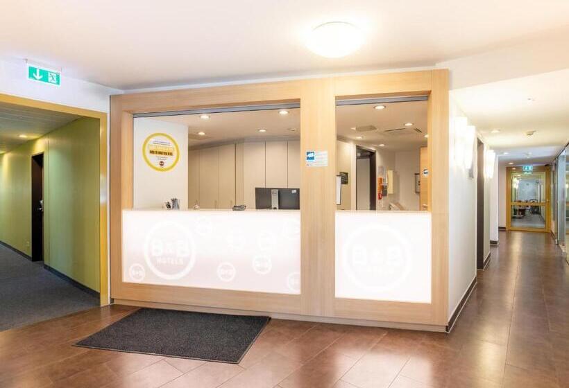 B&b Hotel Stuttgart City - Stuttgart
