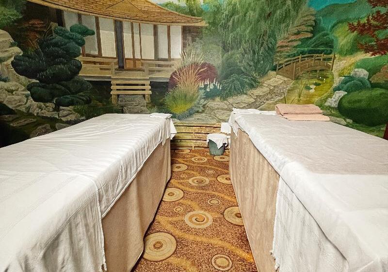 Hôtel Golden Dragon - Bishkek