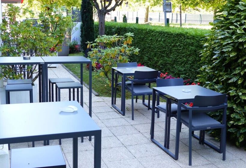 Hôtel Ibis Paris Meudon Velizy - Meudon