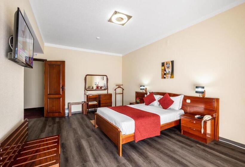 Hotel Colmeia - Marinha Grande