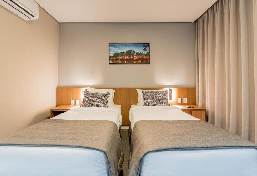 Hôtel Royal Tulip Holambra - Holambra