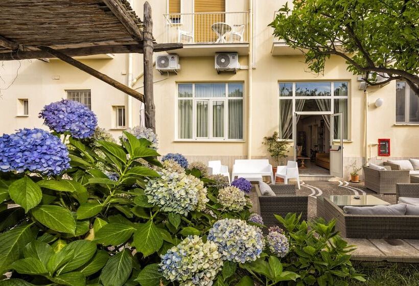 Sisters Hostel - Piano di Sorrento
